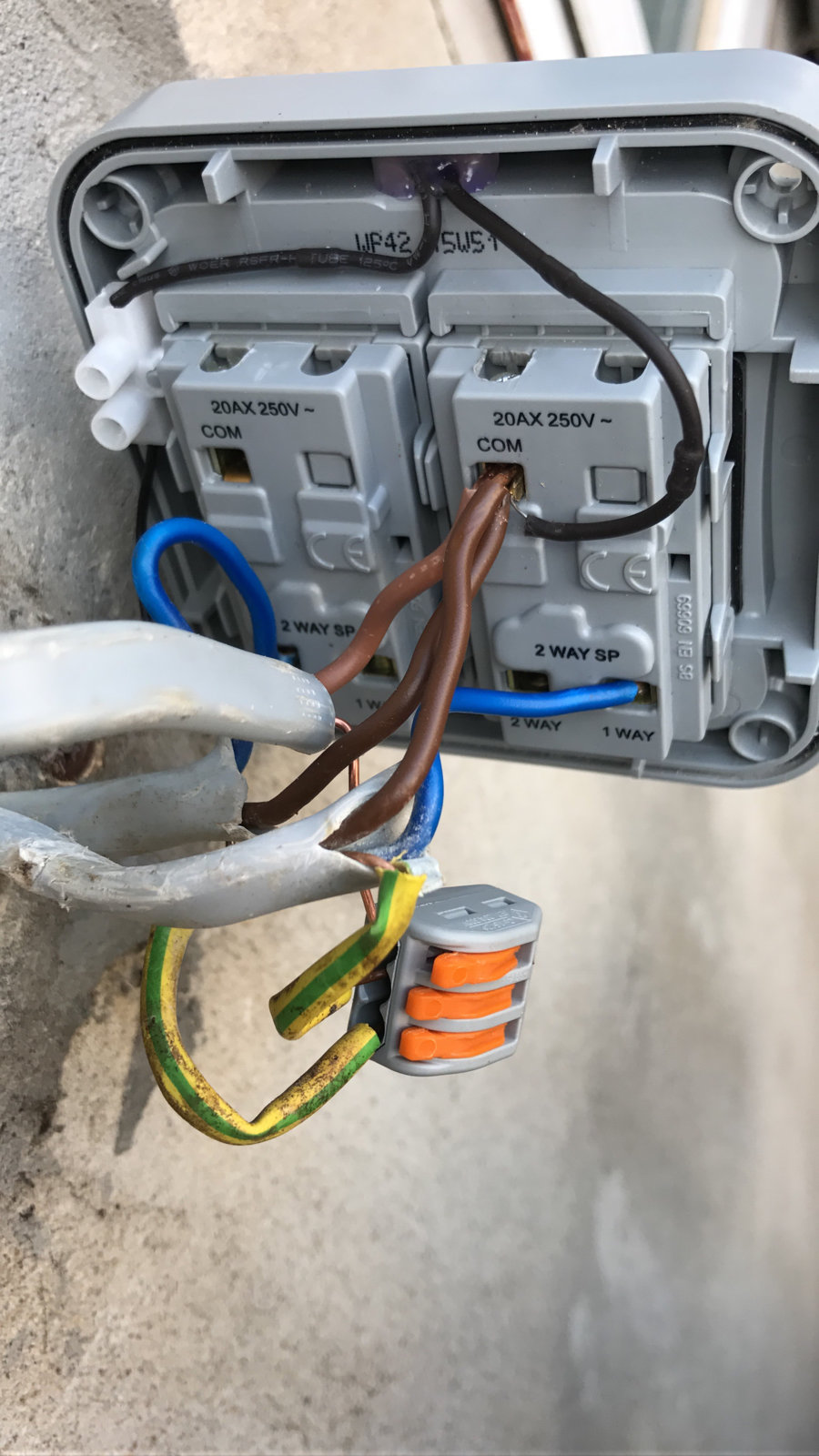 How To Wire An Outdoor Light Switch Uk | Homeminimalisite.com