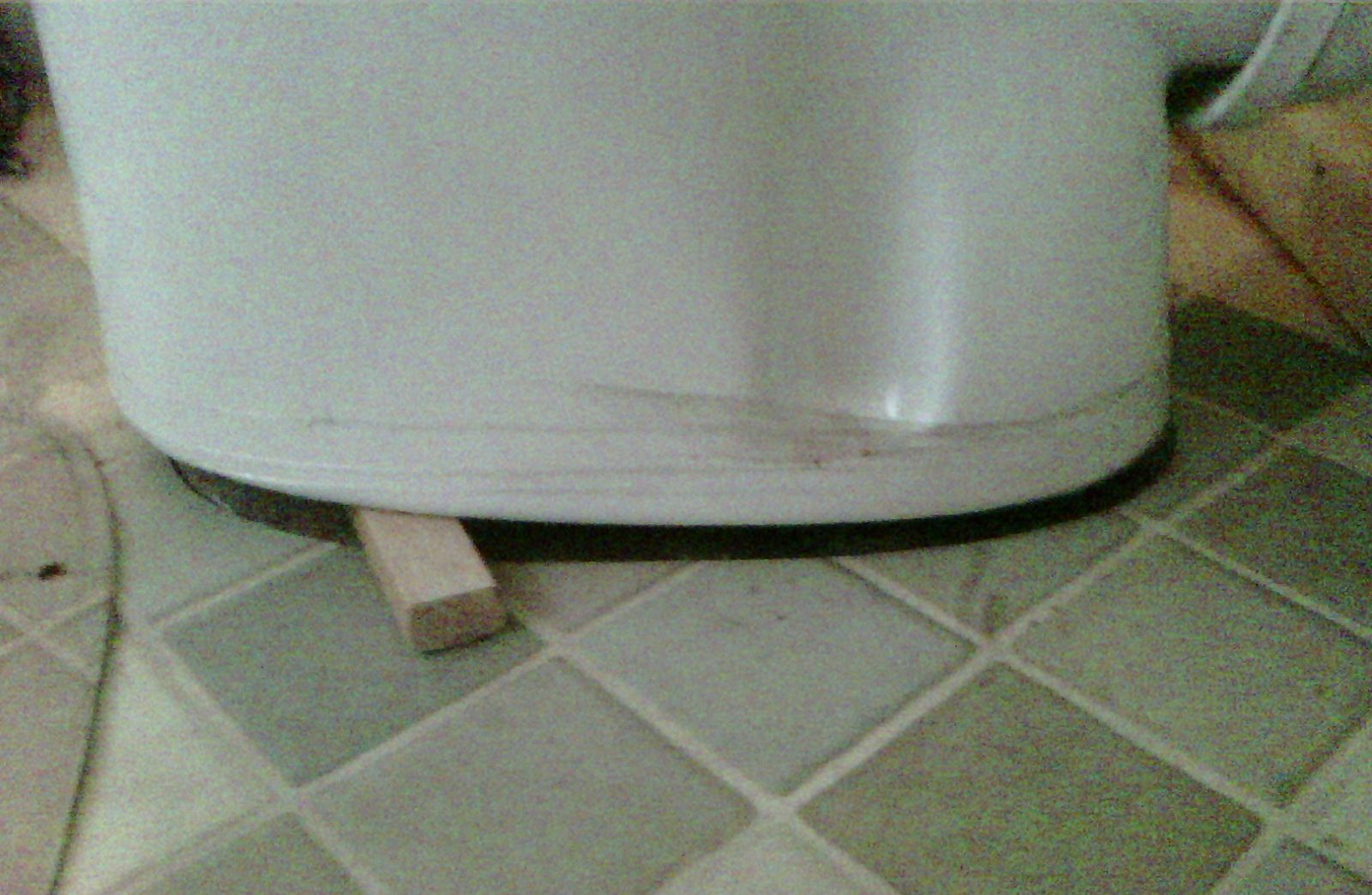 Sticking Toilet to Concrete Floor....The Best Way ? | DIYnot Forums