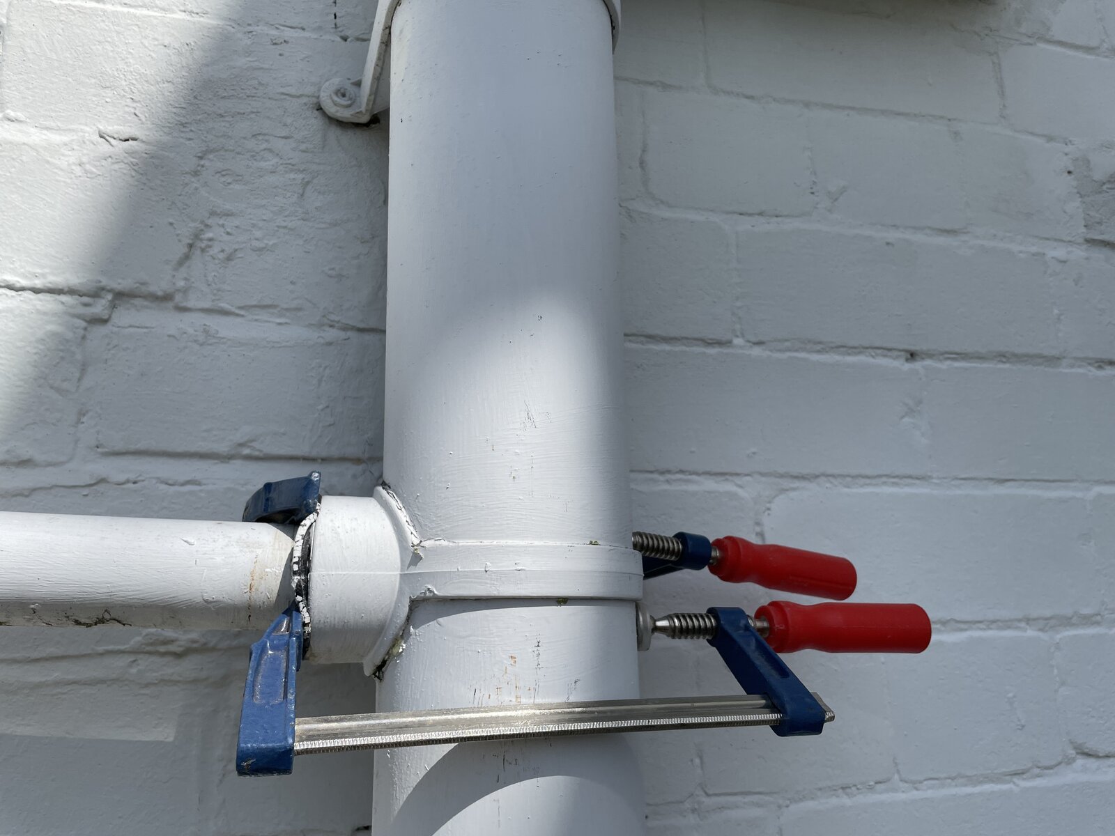 Sink waste to strap boss fail. Solutions welcome...! | DIYnot Forums