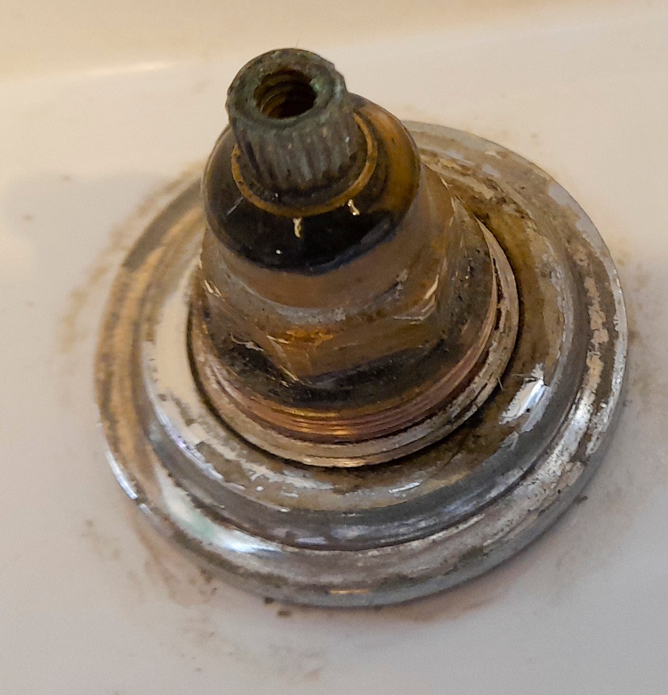 Leaking tap, how to repair. | DIYnot Forums