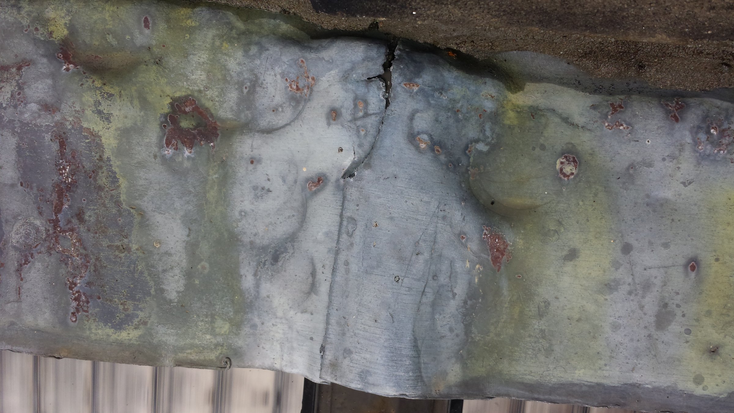 Lead flashing ripped | DIYnot Forums