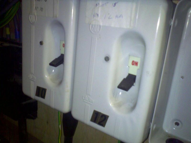 BILL 63amp switch fuse replacement needed | DIYnot Forums