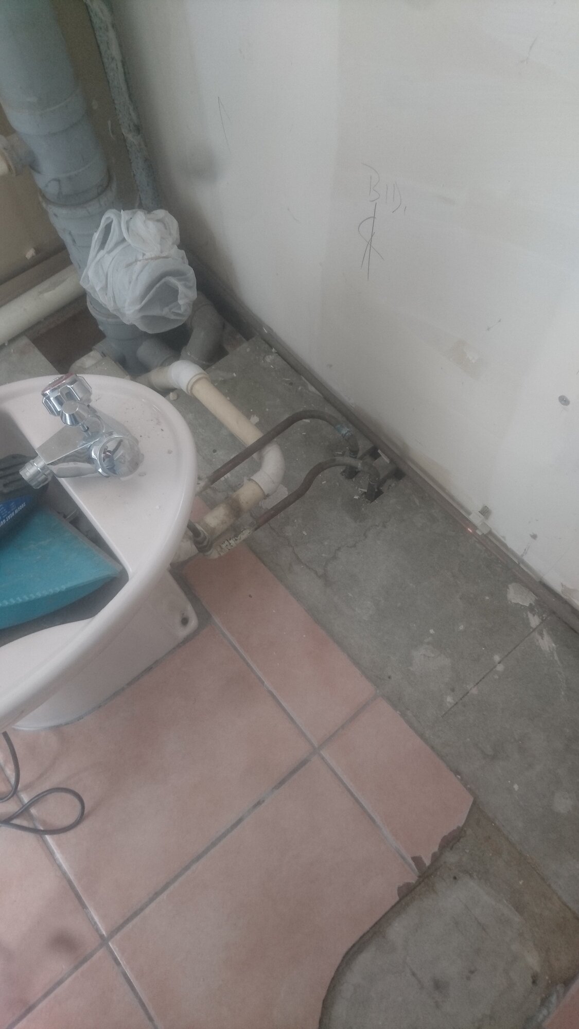 Capping off pipe work. | DIYnot Forums