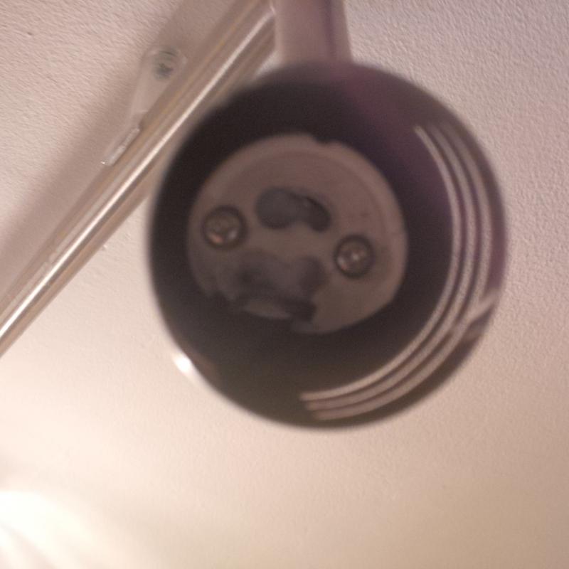 GU10 Bulb Holder | DIYnot Forums