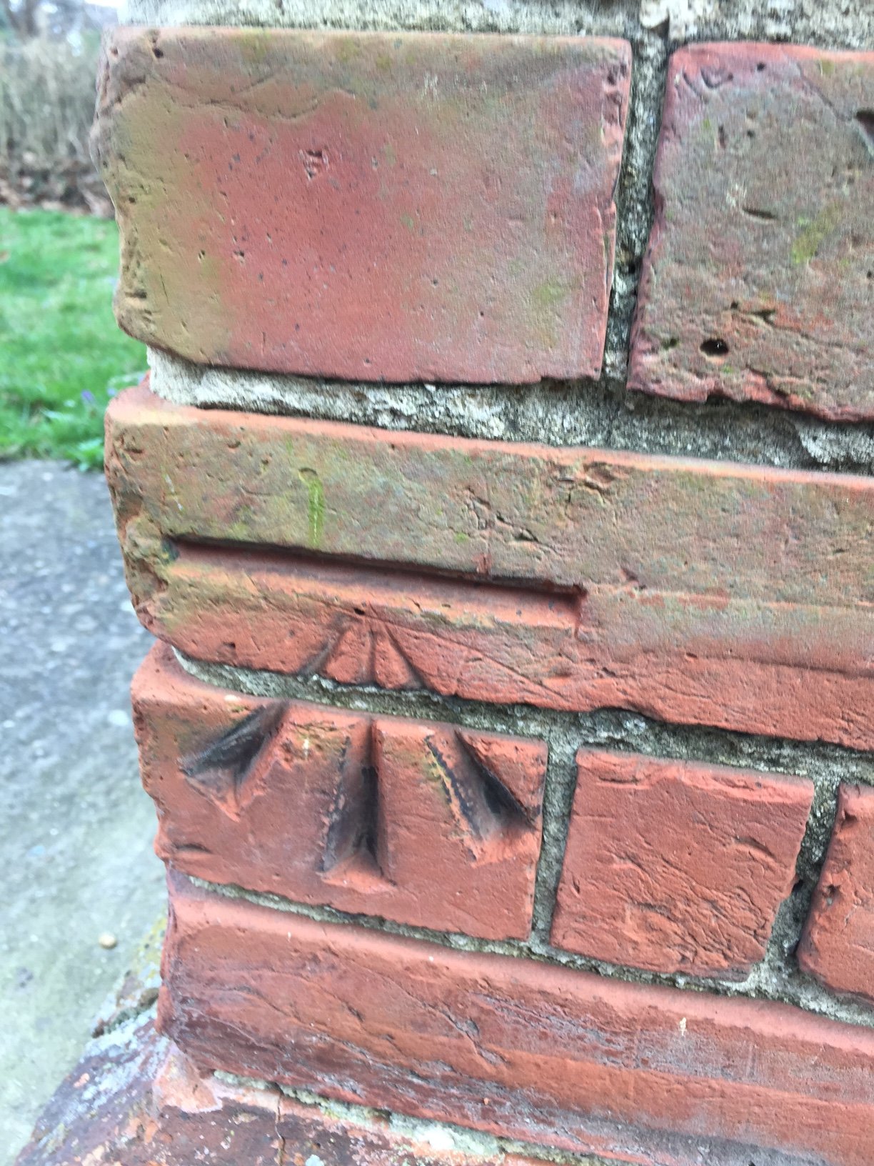 Carvings in Brick | DIYnot Forums