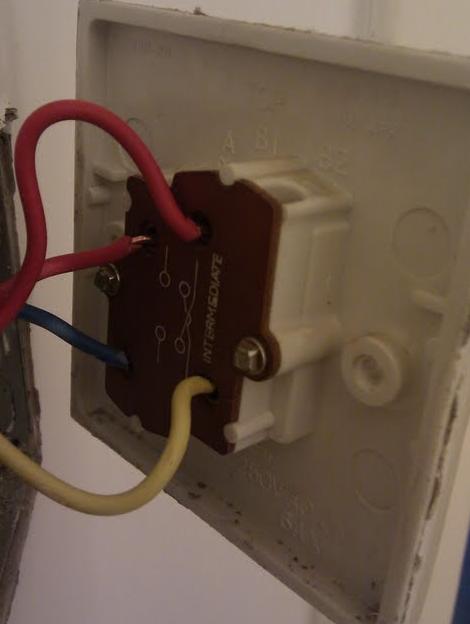 Replacing an Intermediate Switch - Help appreciated... | DIYnot Forums