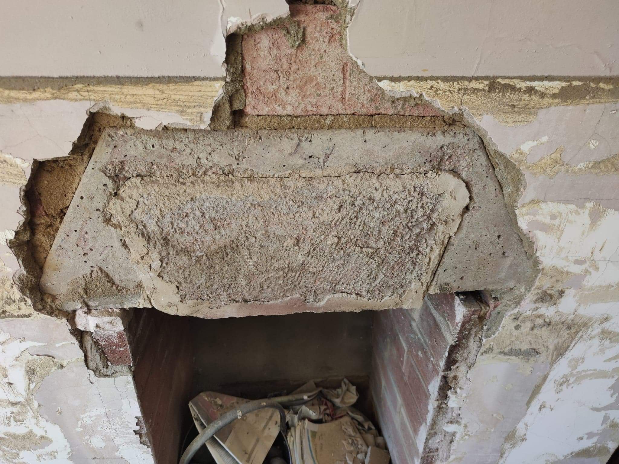Chimney Alterations - precast flue | DIYnot Forums