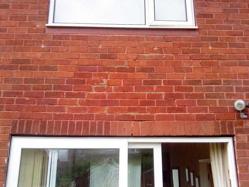 saggy bricks | DIYnot Forums