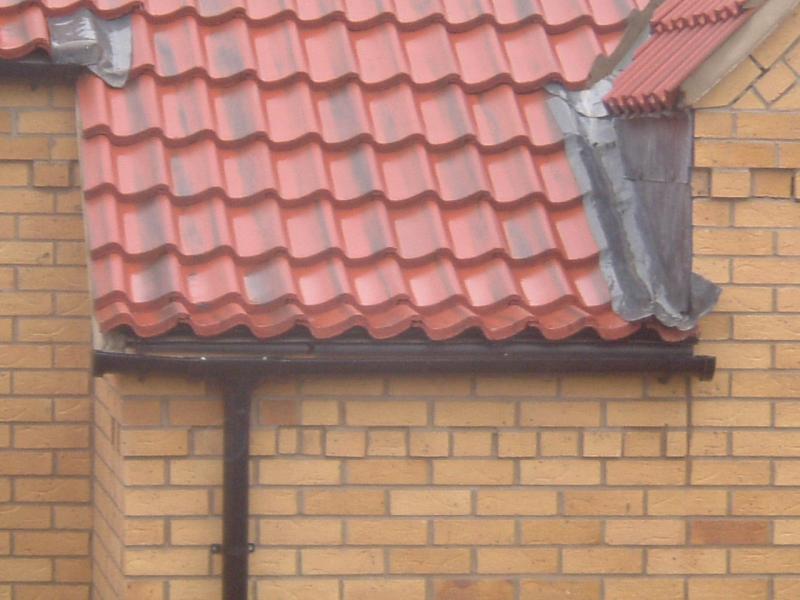 Eaves Tiles - Angle | DIYnot Forums