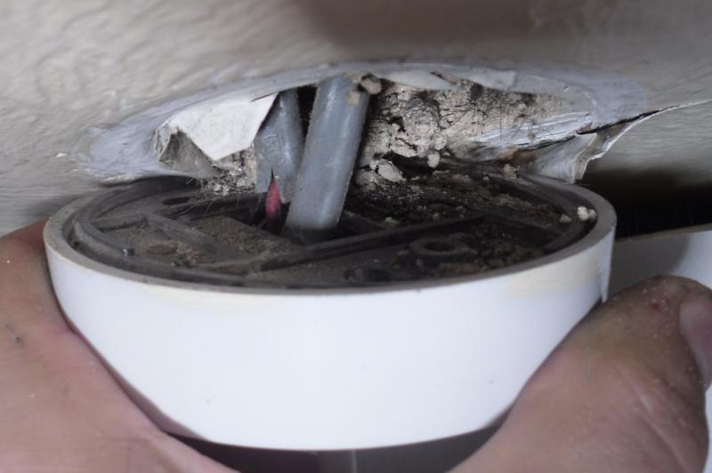 What sort of circuit is this? (installing new light) | DIYnot Forums