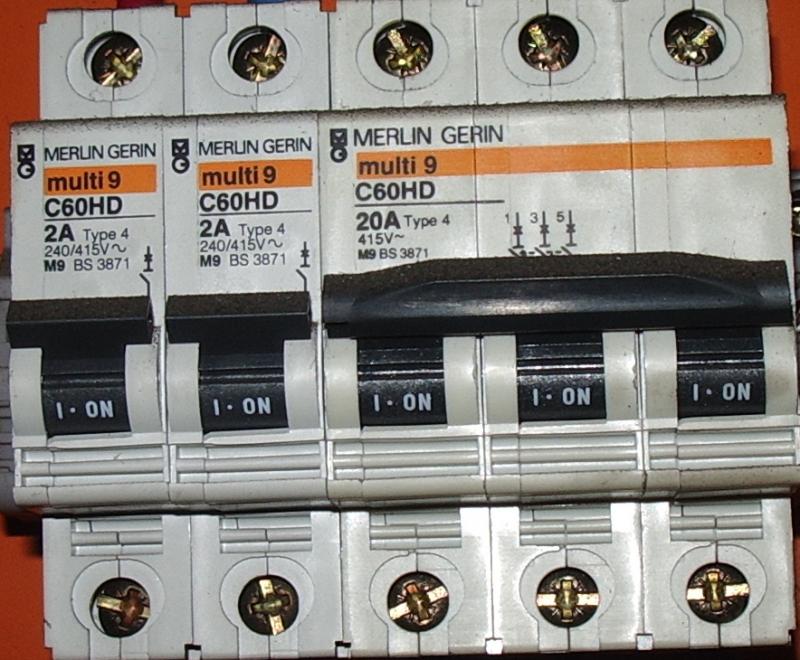 LED External Wall Lights | DIYnot Forums