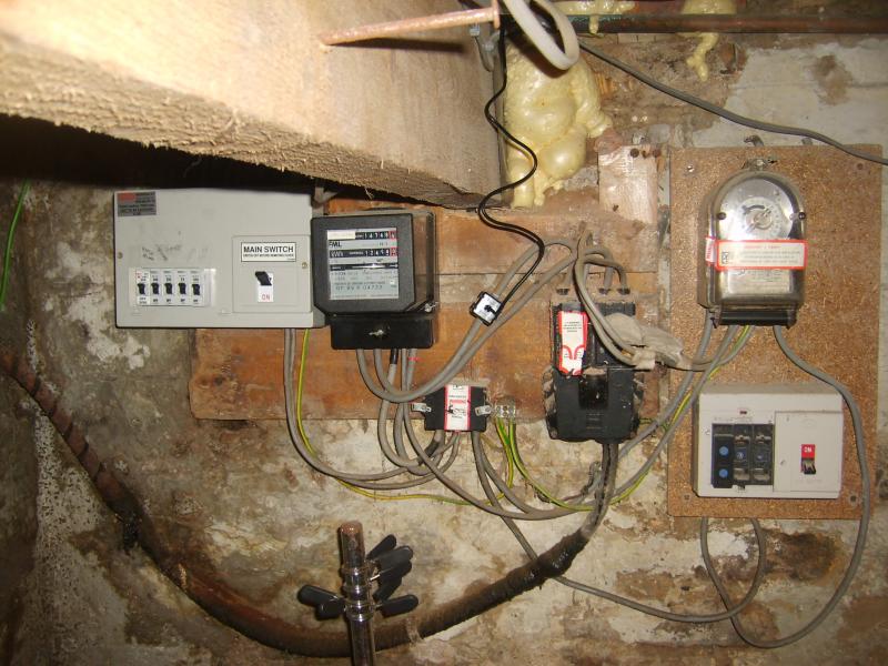 General question on domestic electrics | DIYnot Forums