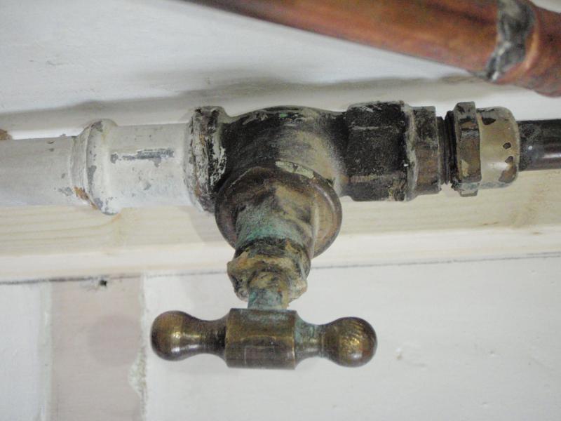 OLD MAINS STOP TAP LEAK! | DIYnot Forums