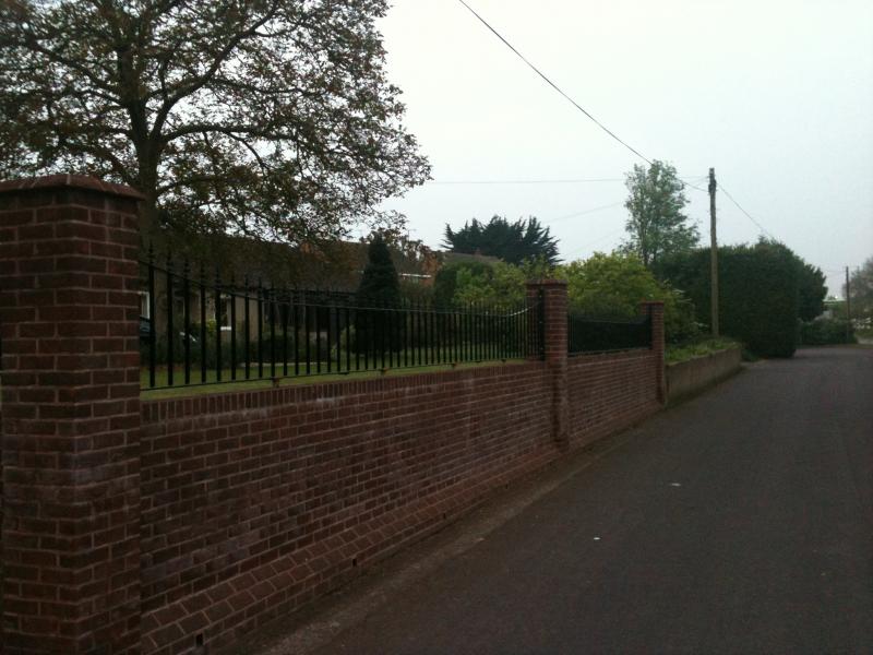 A design for a 1.2m high retaining wall | DIYnot Forums