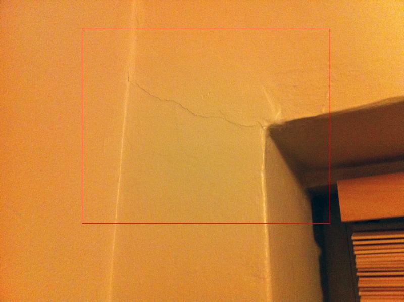 Reoccurring cracks in plaster (above windows) | DIYnot Forums