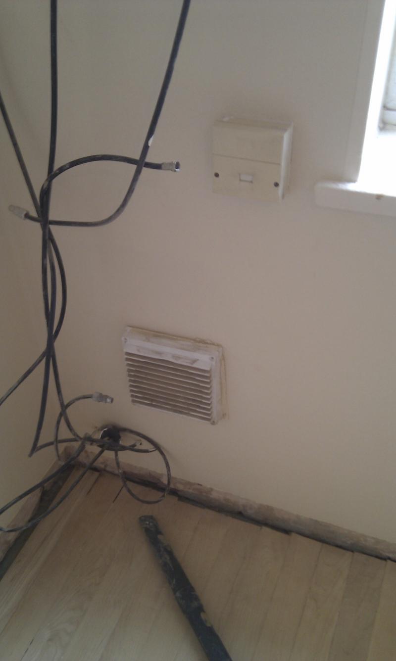 Vent in lounge | DIYnot Forums