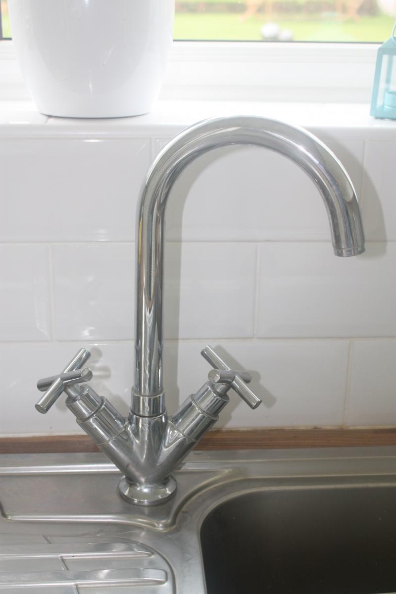 Leaking Mixer Tap - Help needed | DIYnot Forums