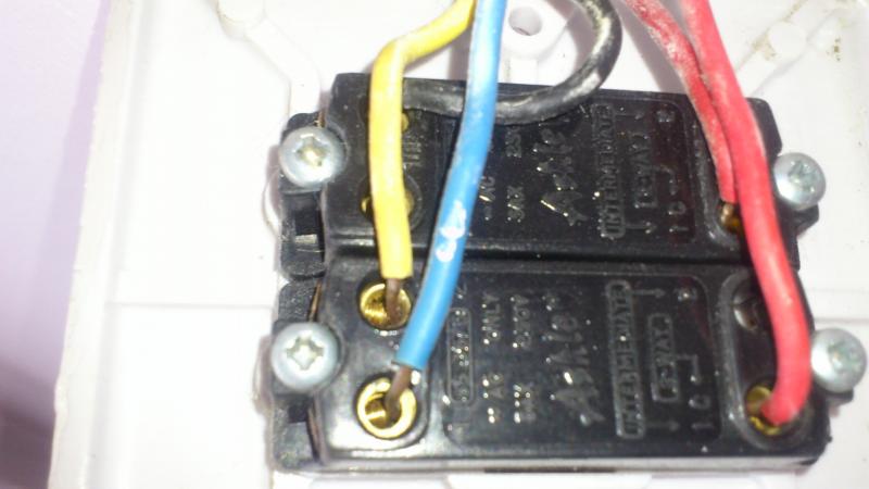 can i replace 1gang switch with a 2 gang | DIYnot Forums