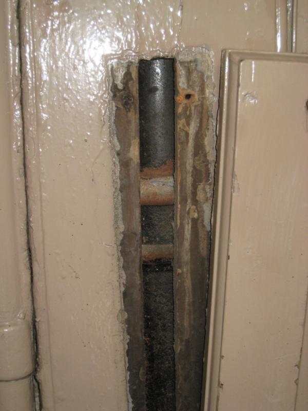 rising mains pipe in Edinburgh - is it lead? | DIYnot Forums