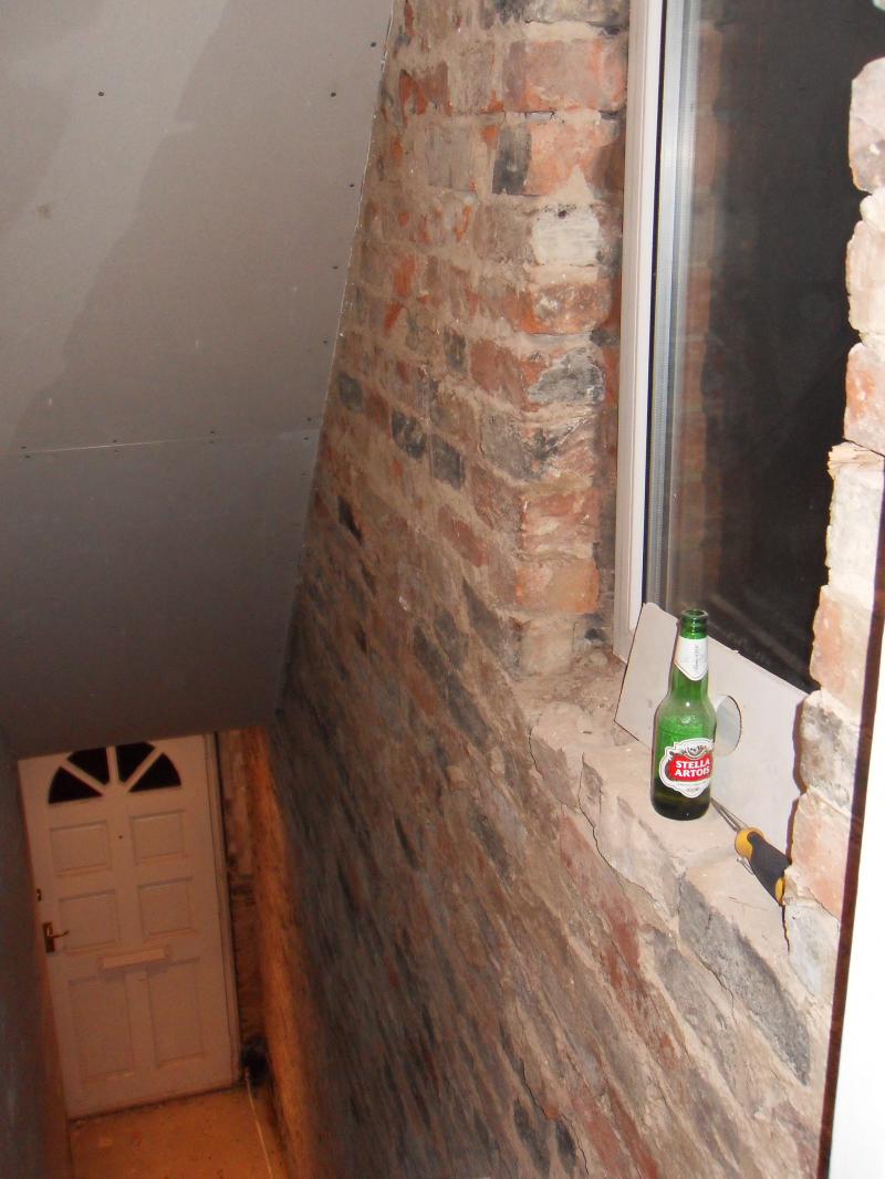 1st Time Renovation Questions - with Photos - Please Help :) | DIYnot Forums