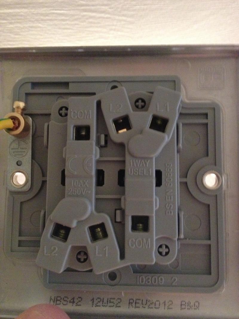 Double switch wiring help | DIYnot Forums