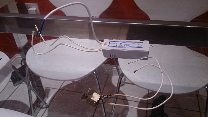 spotlight wiring, stuck please help | DIYnot Forums