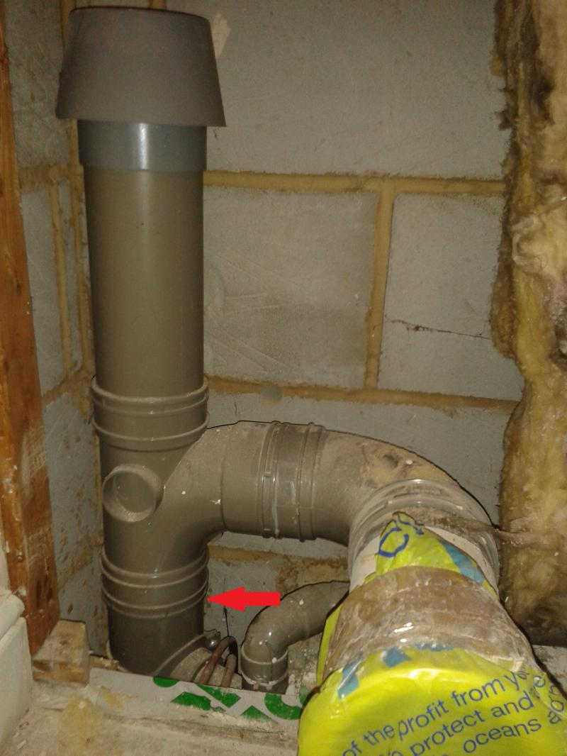 Soil Pipe Solvent Weld - New Concealed Cistern | DIYnot Forums
