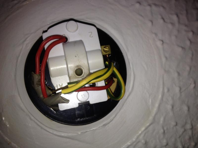 No blue or black wires! | DIYnot Forums