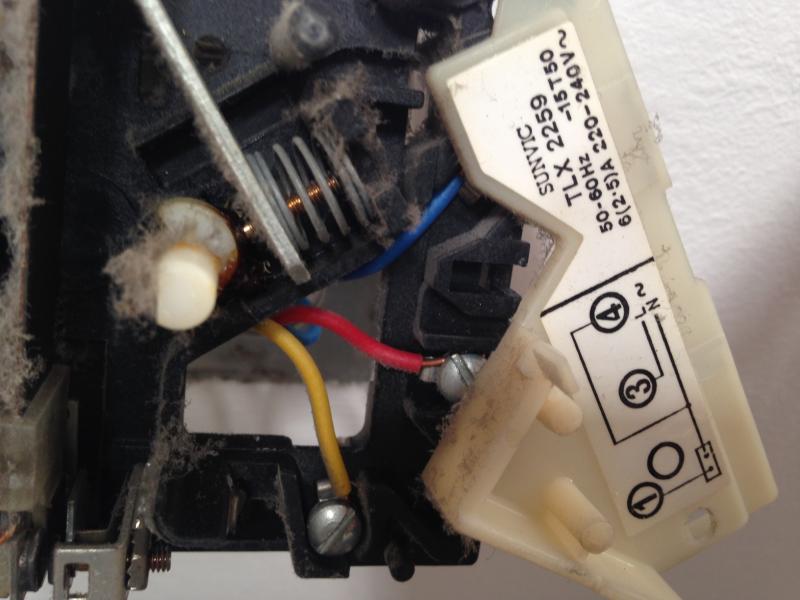 Replacing Sunvic TLX2259 with Salus EP101 Heating Controller | DIYnot ...