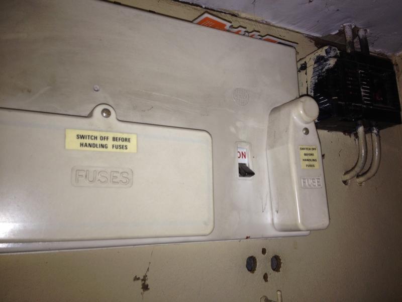 Consumer unit / fuse box first time buyer help!!! | DIYnot Forums
