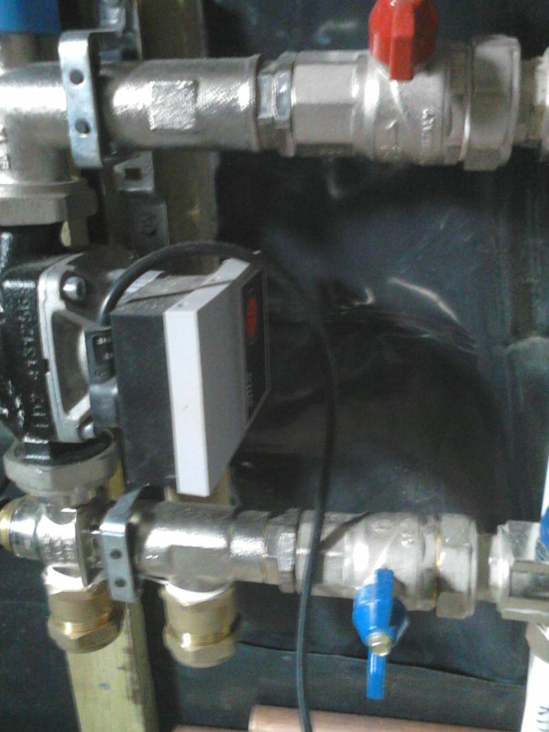 Underfloor heating manifold | DIYnot Forums