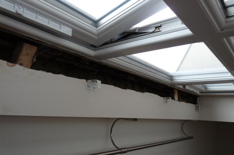 how do i plaster over large cavity gap around window? | DIYnot Forums