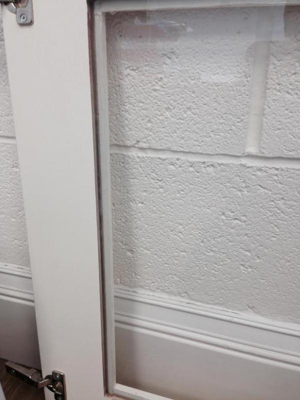 Replacing center frame with window & covering silicone? | DIYnot Forums