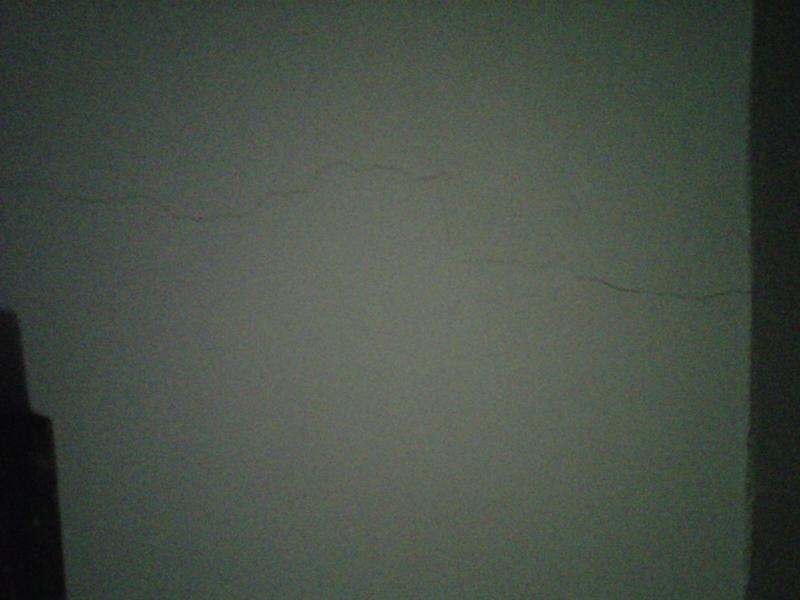 Help with Brick Wall Plaster cracks horizontal and vertical | DIYnot Forums
