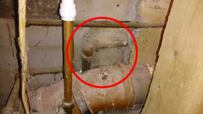 Mystery Pipe | DIYnot Forums