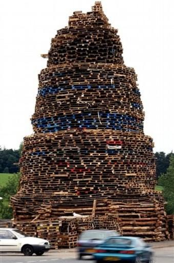 BLUE PALLETS CHEP | DIYnot Forums