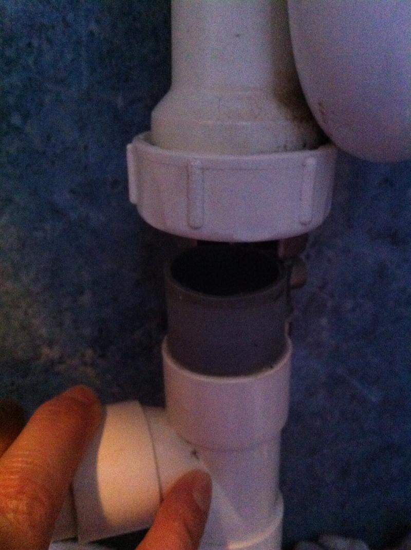 Bathroom sink plumbing | DIYnot Forums