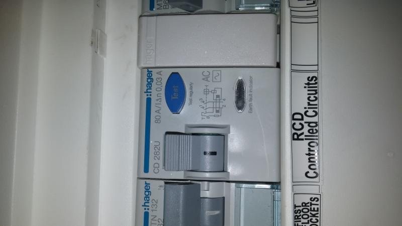 Help: Adding an outdoor socket to my garage | DIYnot Forums