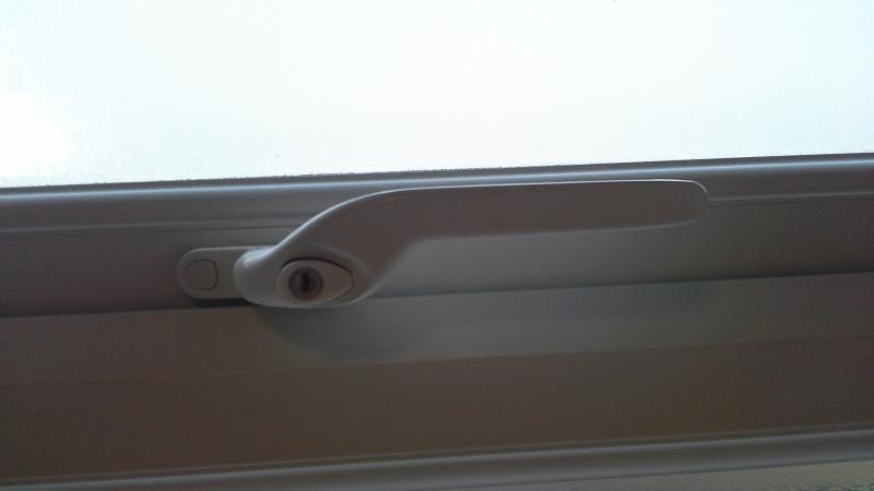 Help finding replacement upvc window handle | DIYnot Forums