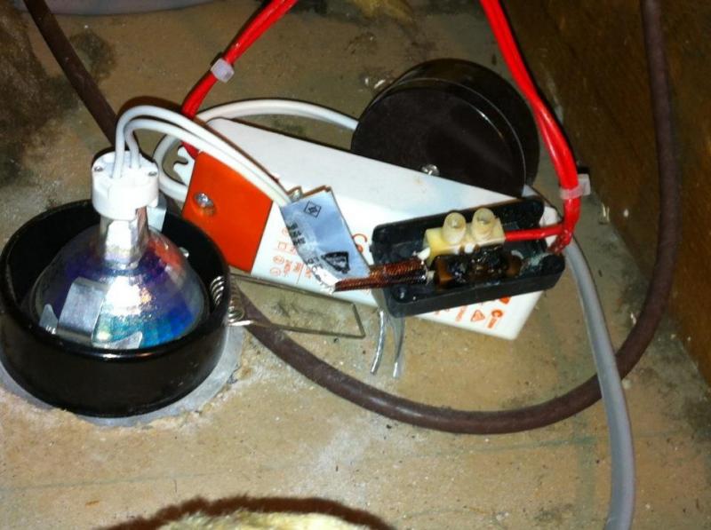 Transformer replacement in a downlighter | DIYnot Forums